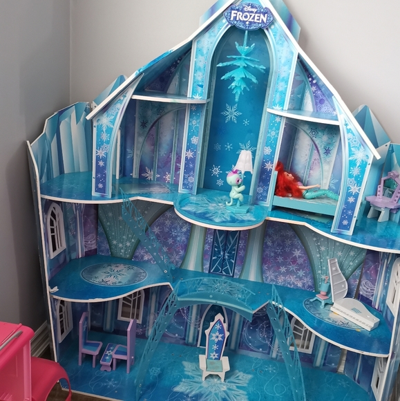 Toys | Extra Large Frozen Barbie House | Poshmark